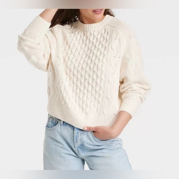 Universal Thread | Sweaters | Universal Thread Cableknit Sweater | Poshmark